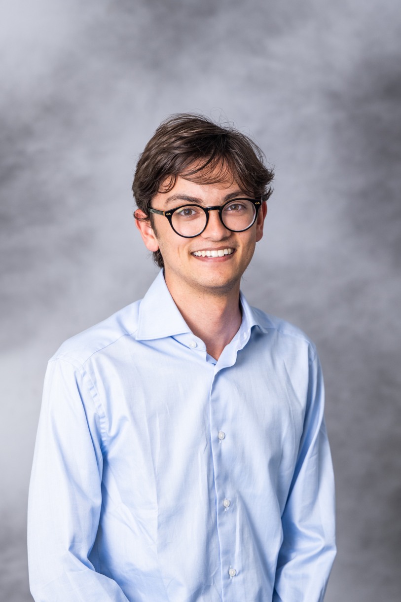 Imri Haggin | Economics | Brown University